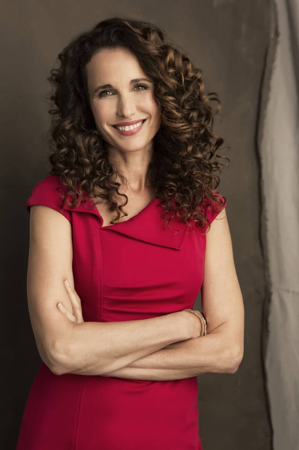 Andie Macdowell Pretty Smile Wallpaper | WallpapersOK